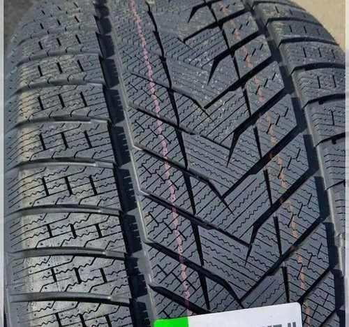 Grenlander IceHawke II 285/45 R19 111H