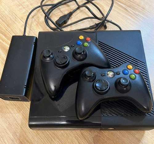 Xbox 360 E console, не прошитый