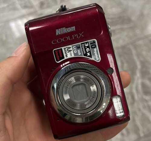 Nikon coolpix L20