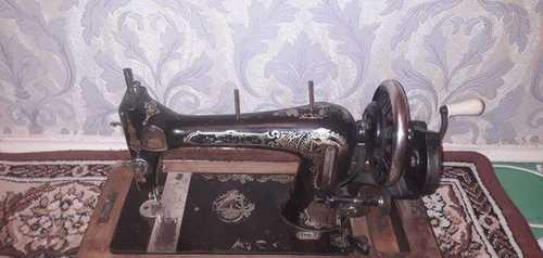Старинная швейная машинка Т-ва Блока