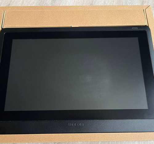 Графический планшет Wacom Cintiq 16