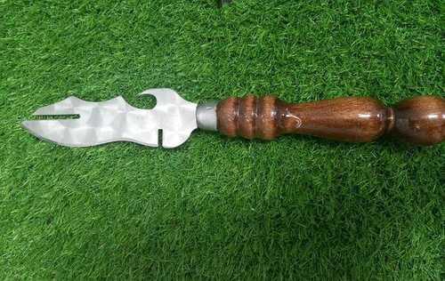 Нож-вилка для снятия мяса с деревянной ручкой