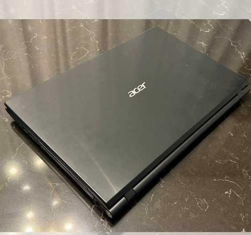 Acer V772G