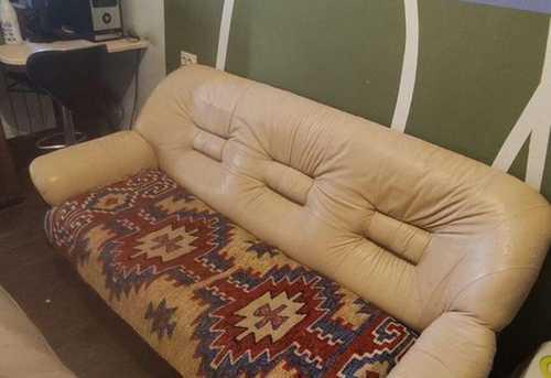 Кожаный диван раскладной