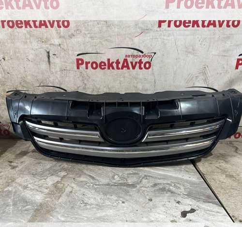 Решетка радиатора Toyota Corolla E150 2008