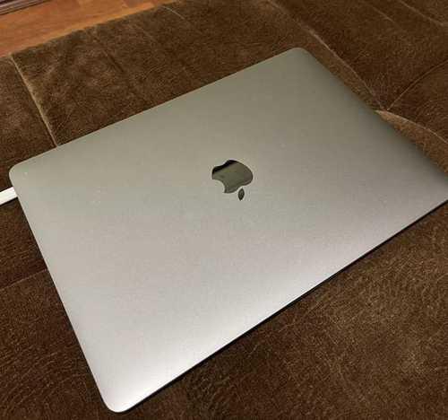 Apple macbook pro 13 2017