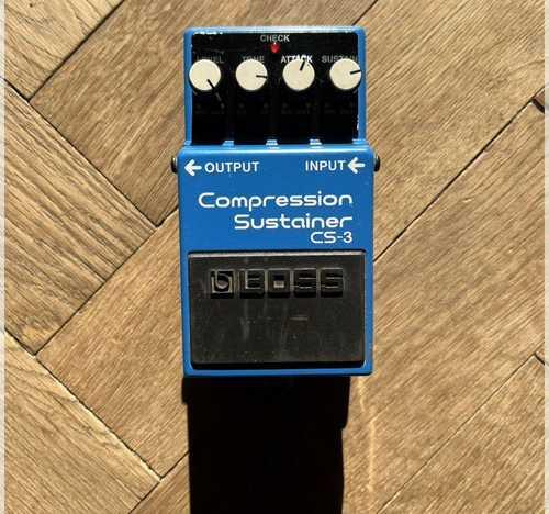 Гитарная педаль Boss Cs-3 compressor