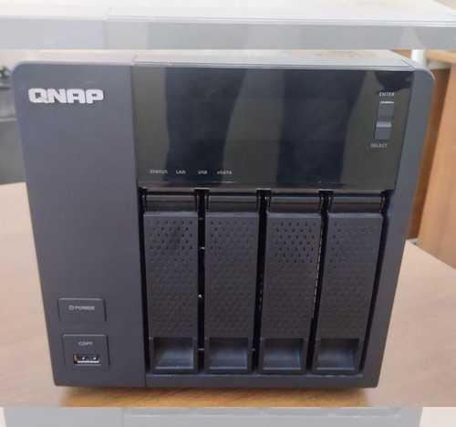 Сетевое хранилище NAS qnap 419P