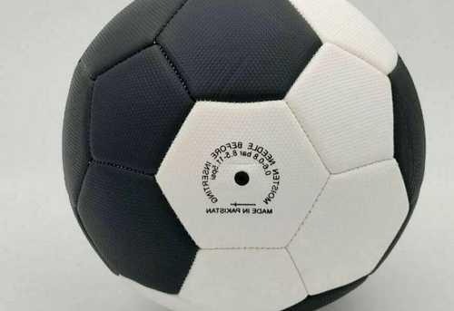 Футбольный мяч продам