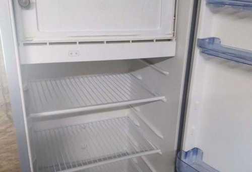 Холодильник бу Бирюса 22С
