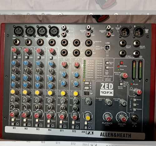 Allen & Heath ZED10FX