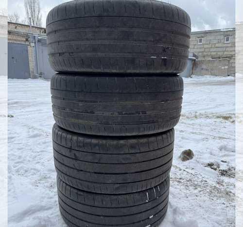 Michelin Pilot Super Sport 275/30 R20