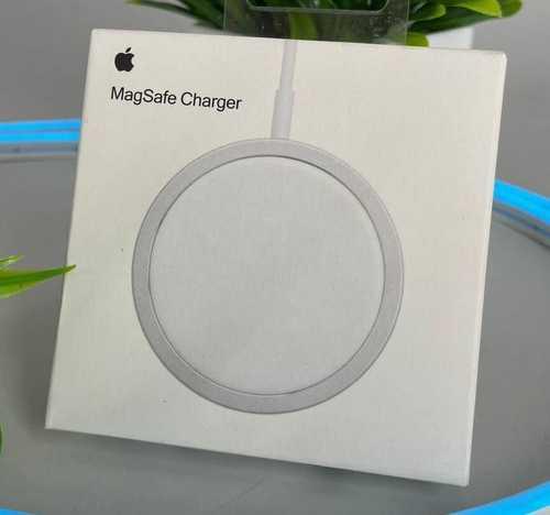 Беспроводная зарядка MagSafe