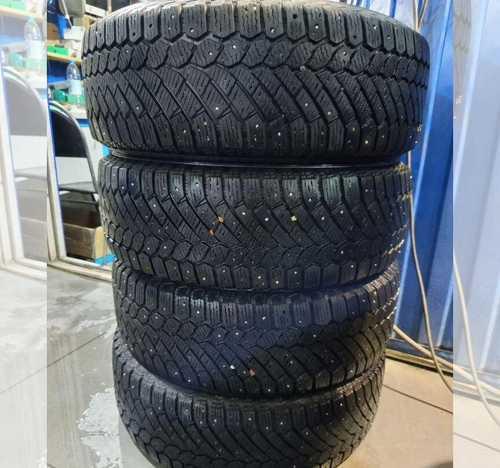 Gislaved Nord Frost 200 SUV ID 215/65 R16 102T