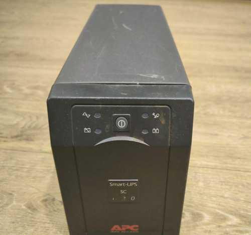 Ибп APC SMART ups 620