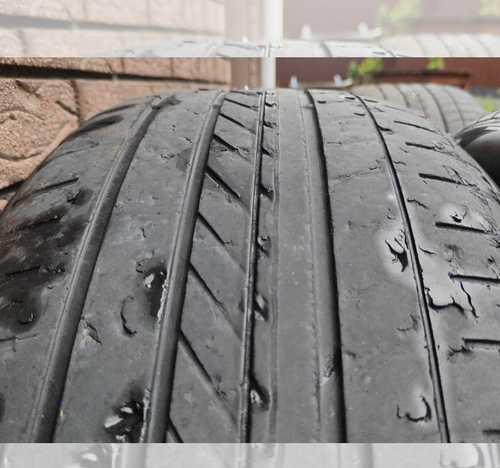 Goodyear Eagle F1 All Season 275/45 R20