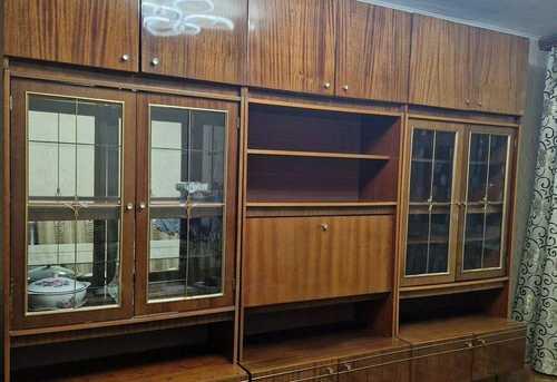 Стенка в гостиную Уралочка