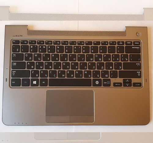 Топкейс ноутбука Samsung NP530U3