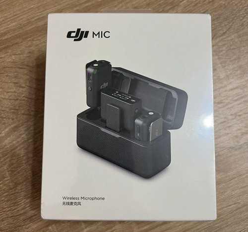 Микрофон DJI Mic (2 TX   1 RX   Charging Case)