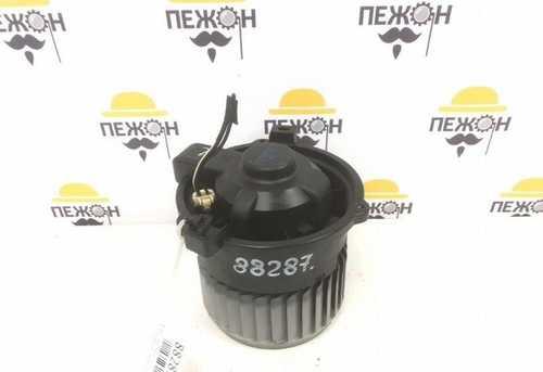 Вентилятор печки Mitsubishi Colt хэтчбек 1.3 2009