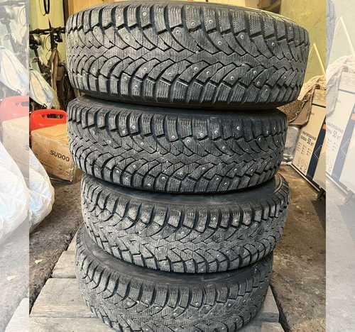 Pirelli Formula Ice 195/65 R15