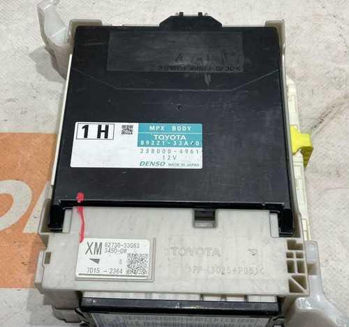 Блок комфорта Toyota Camry XV50 2014 89221-33A40