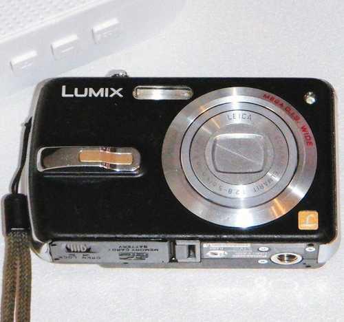 Цифровая мыльница Panasonic Lumix DMC-FX50 (2007)