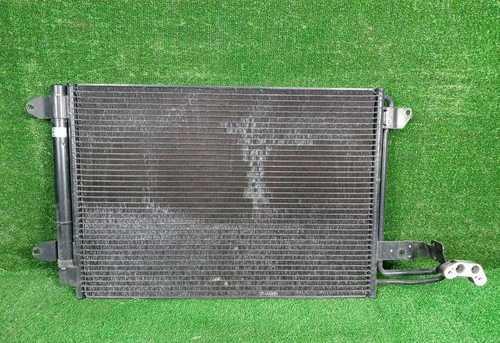 Радиатор кондиционера Volkswagen Golf 5 BLG (1.4)