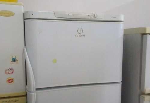 Холодильник б/у indesit 165 см