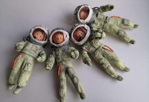 Ватная игрушка "Космонавт"