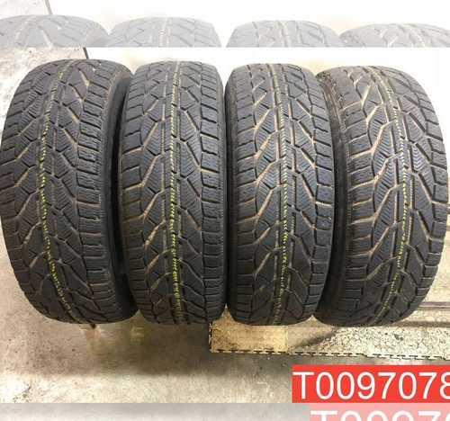 Kormoran Snow 205/60 R16 96H