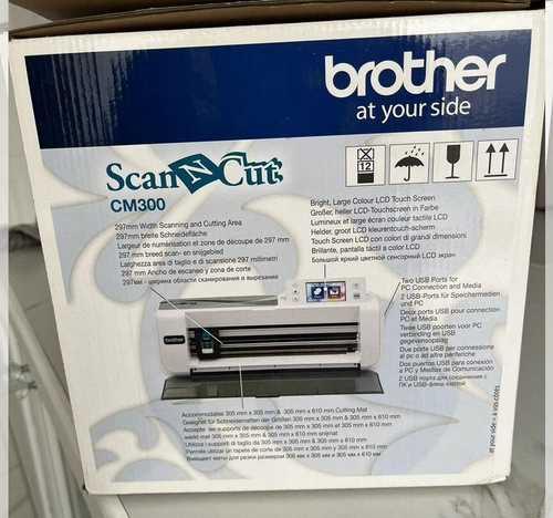 Режущий плоттер Brother ScanNCut CM300