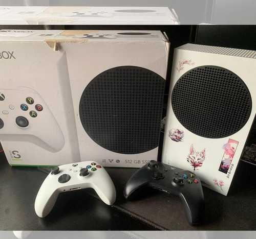 Xbox series s 2 геймпада