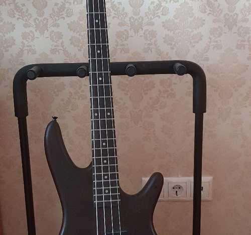 Бас гитара ibanez GSR200B-WNF