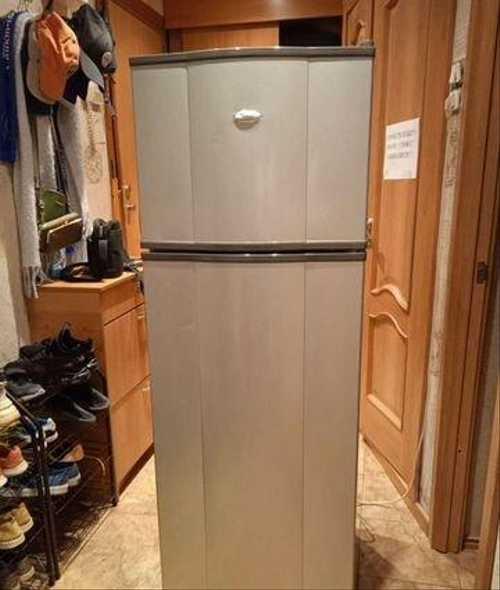 Холодильник двухкамерный Whirlpool WBM 286 SF