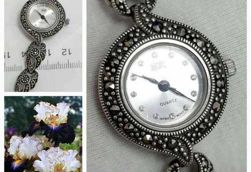 Серебряные часы женские