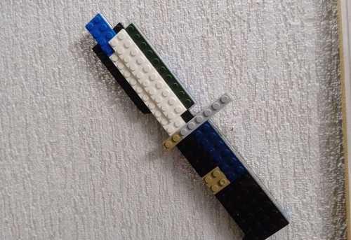Красивый нож из Lego