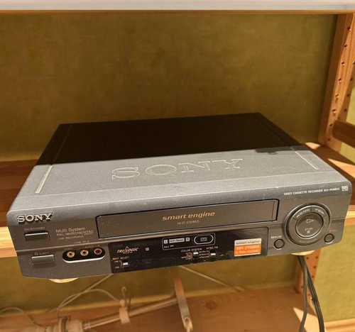 Видеоплеер VHS с записью Sony SLV-PH88EE