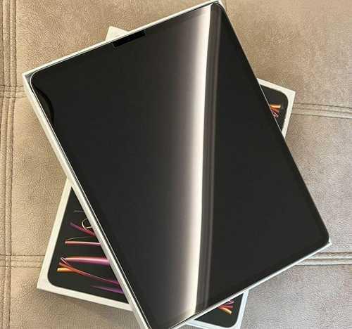 Apple iPad Pro 12.9 (6 th Generation) wi-fi 256gb