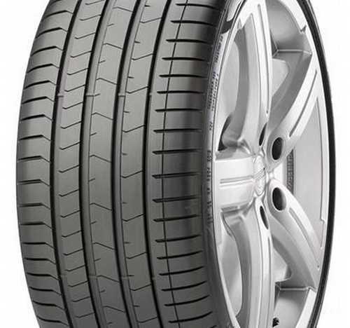 Pirelli P Zero Luxury Saloon 275/40 R22 107Y