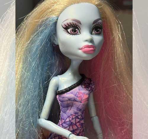 Кукла monster high