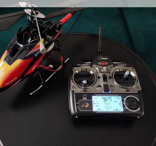 Вертолет на радиоуправлении Wltoys v913
