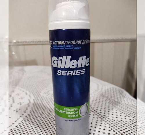 Пена для бритья gillette