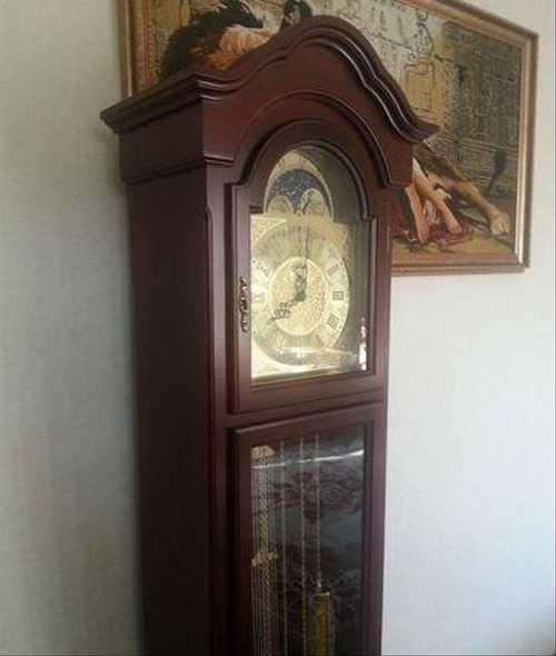 Часы напольные Hermle с лунным календарем