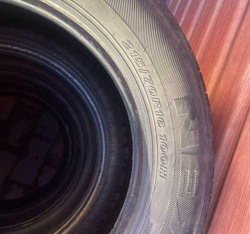 Hankook Aurora K103 215/70 R16