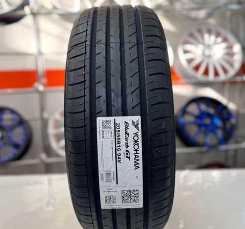 Yokohama BluEarth AE51 205/55 R16 94V