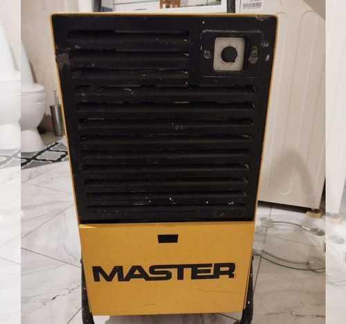 Осушитель воздуха промышленный Master