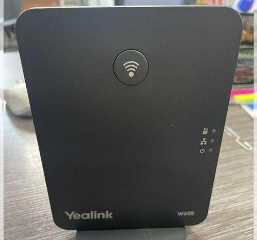 Базовая станция IP Yealink W60B черный