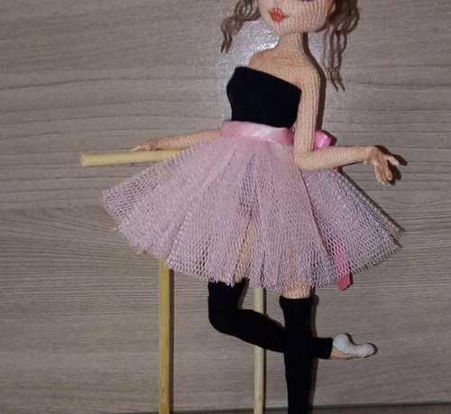 Вязаные игрушки крючком кукла балерина