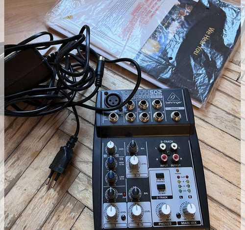 Микшерный пульт behringer xenyx 502